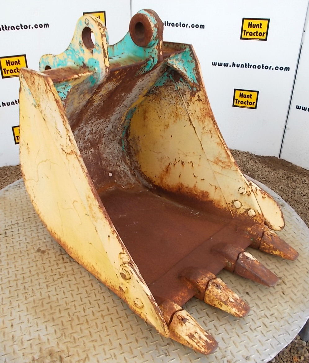 Used 26" Kobelco SK60 Mark III Pin-On Excavator Bucket For Sale