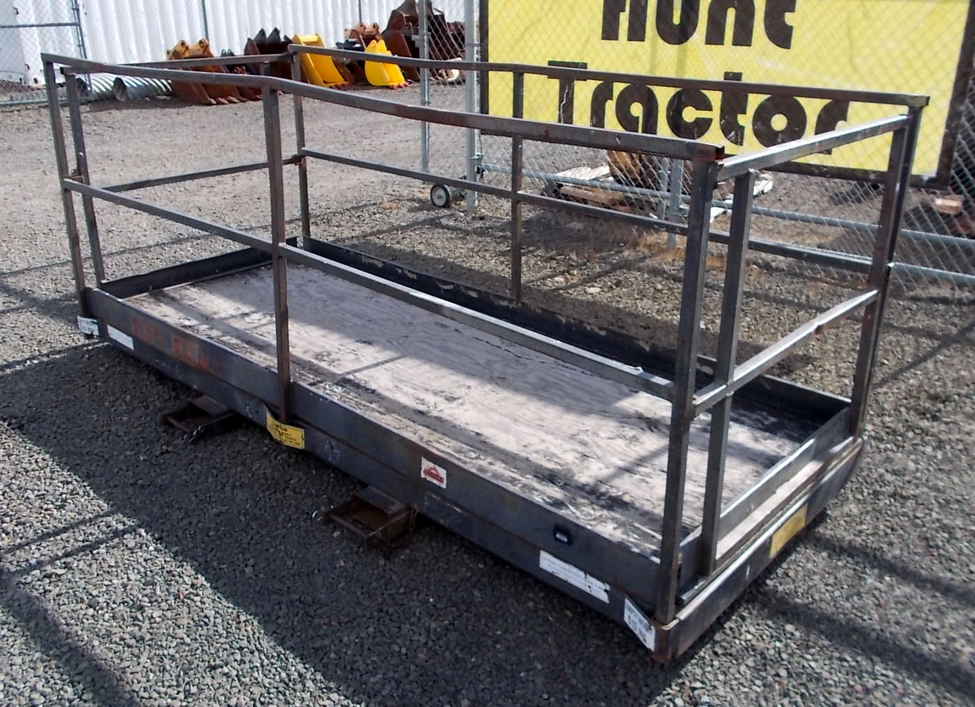 Hunt Tractor - Used Man Basket For Sale