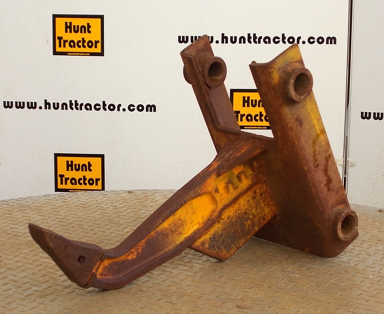 Used JCB 214 Pin-On Backhoe Ripper For Sale