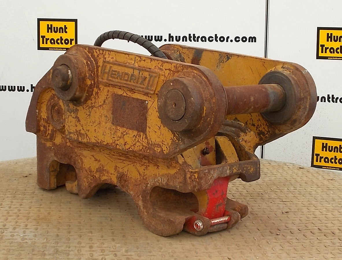 Used Caterpillar 312C Hydraulic Variable Center Pin-Grabber Quick ...