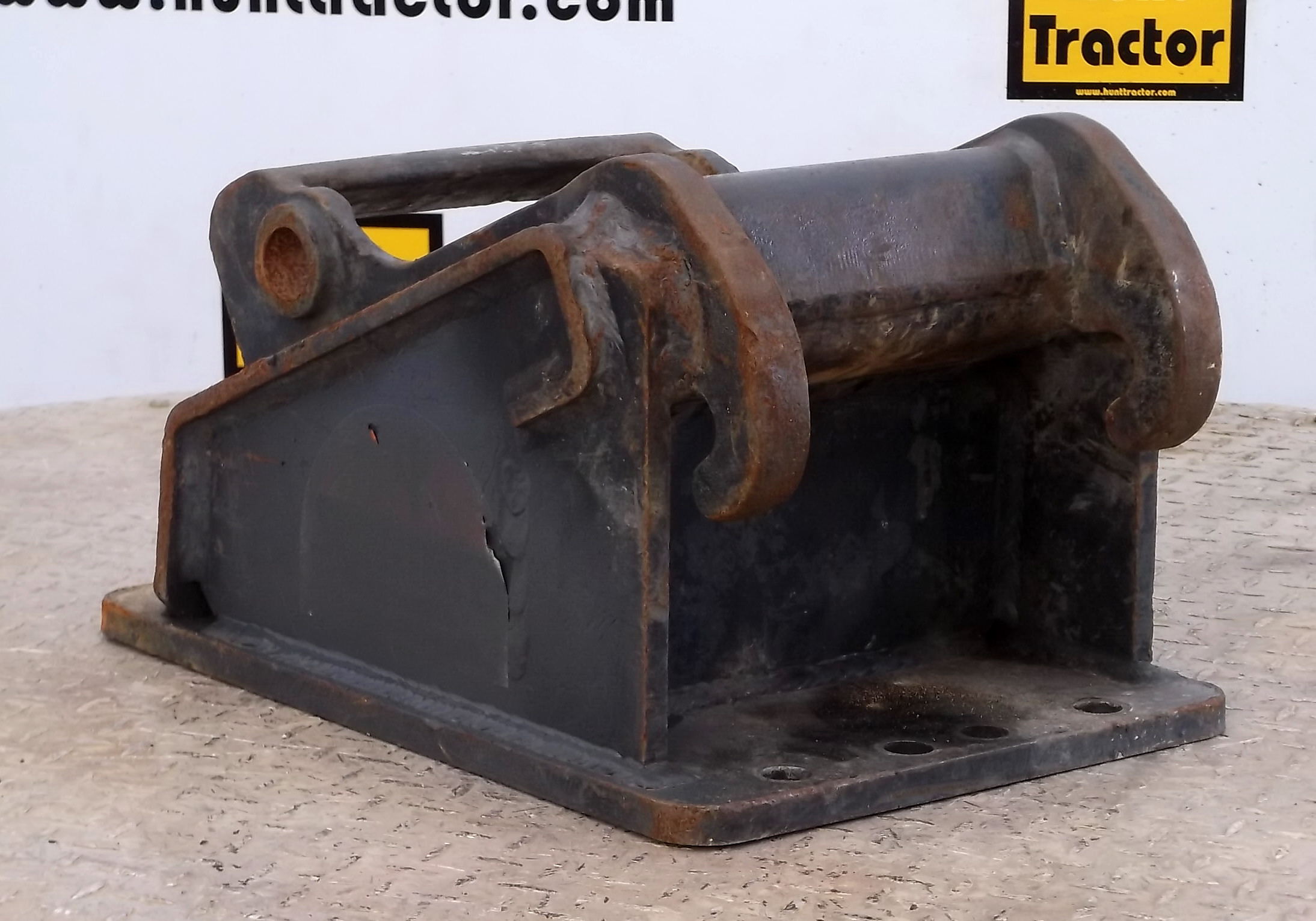 Hunt Tractor - Used Bobcat E26 Bobcat X-Change - Class II Adapter Plate ...