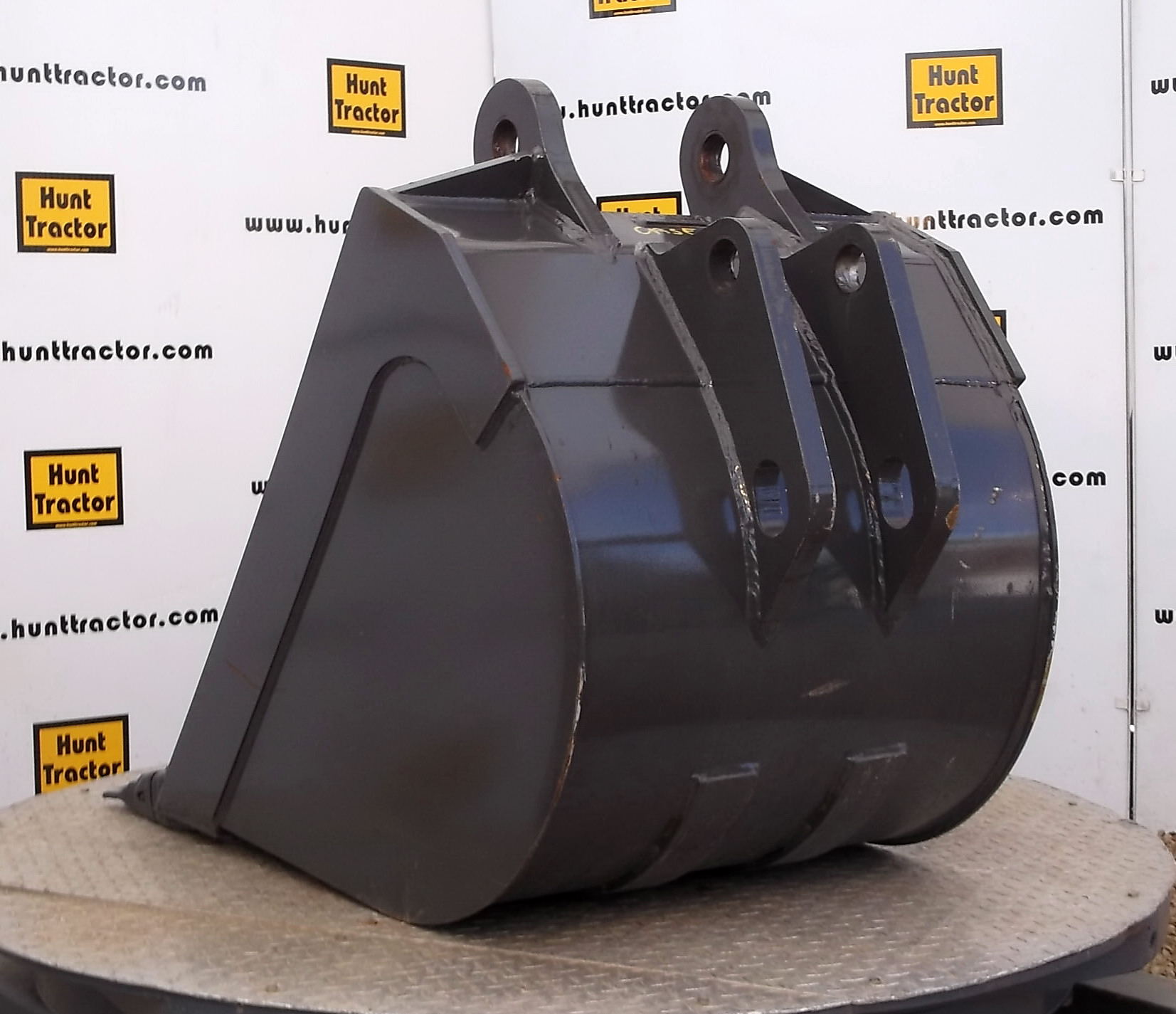 New 30" Case 580N Pin-On Backhoe Bucket For Sale
