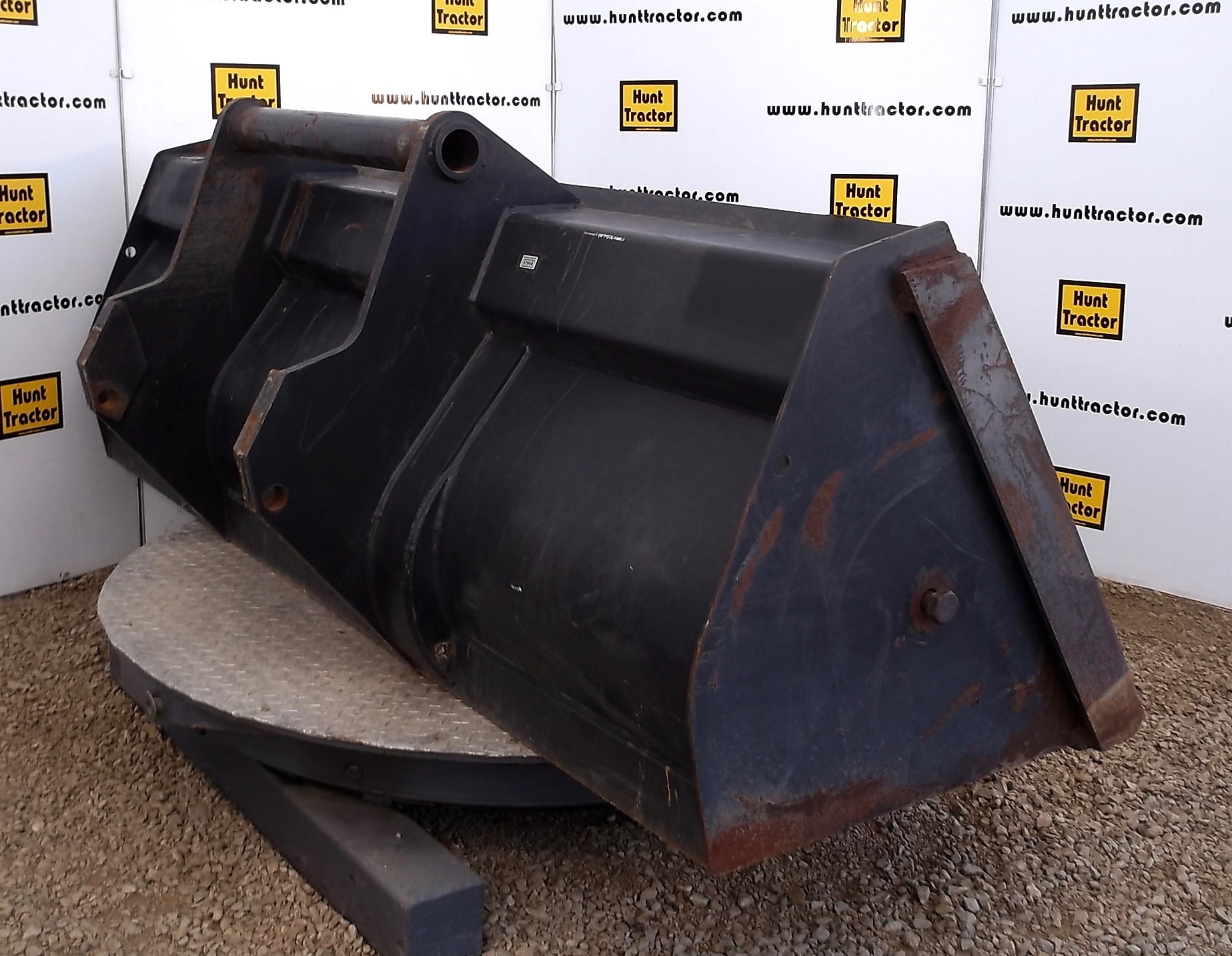 Used 92" Bobcat Telehandler Material Bucket For Sale