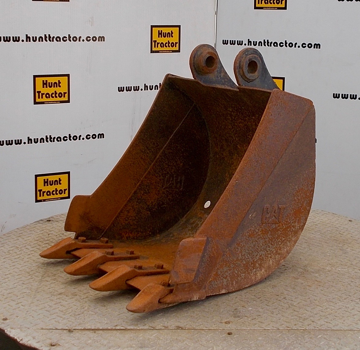 Used 24" Caterpillar 304.5 Pin-On Mini-Excavator Bucket For Sale