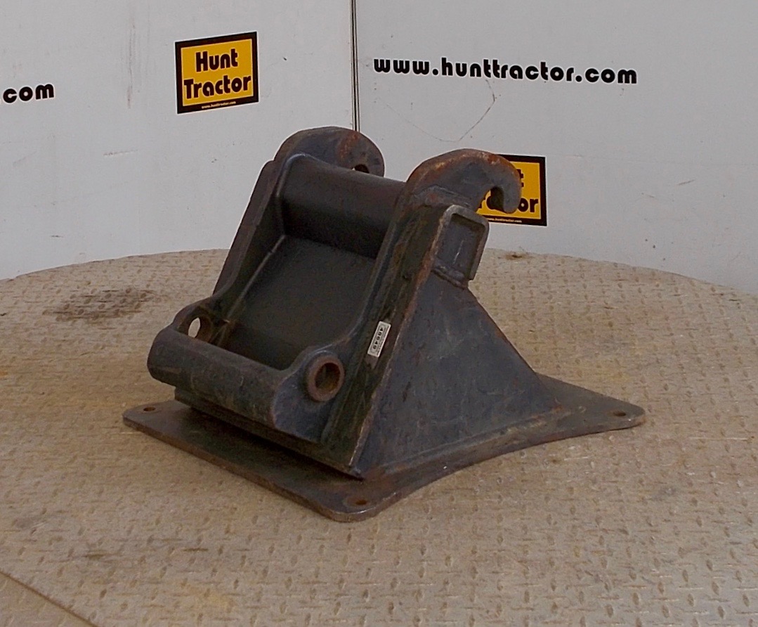 Used Class II, III, IV Bobcat X-Change Adapter Plate