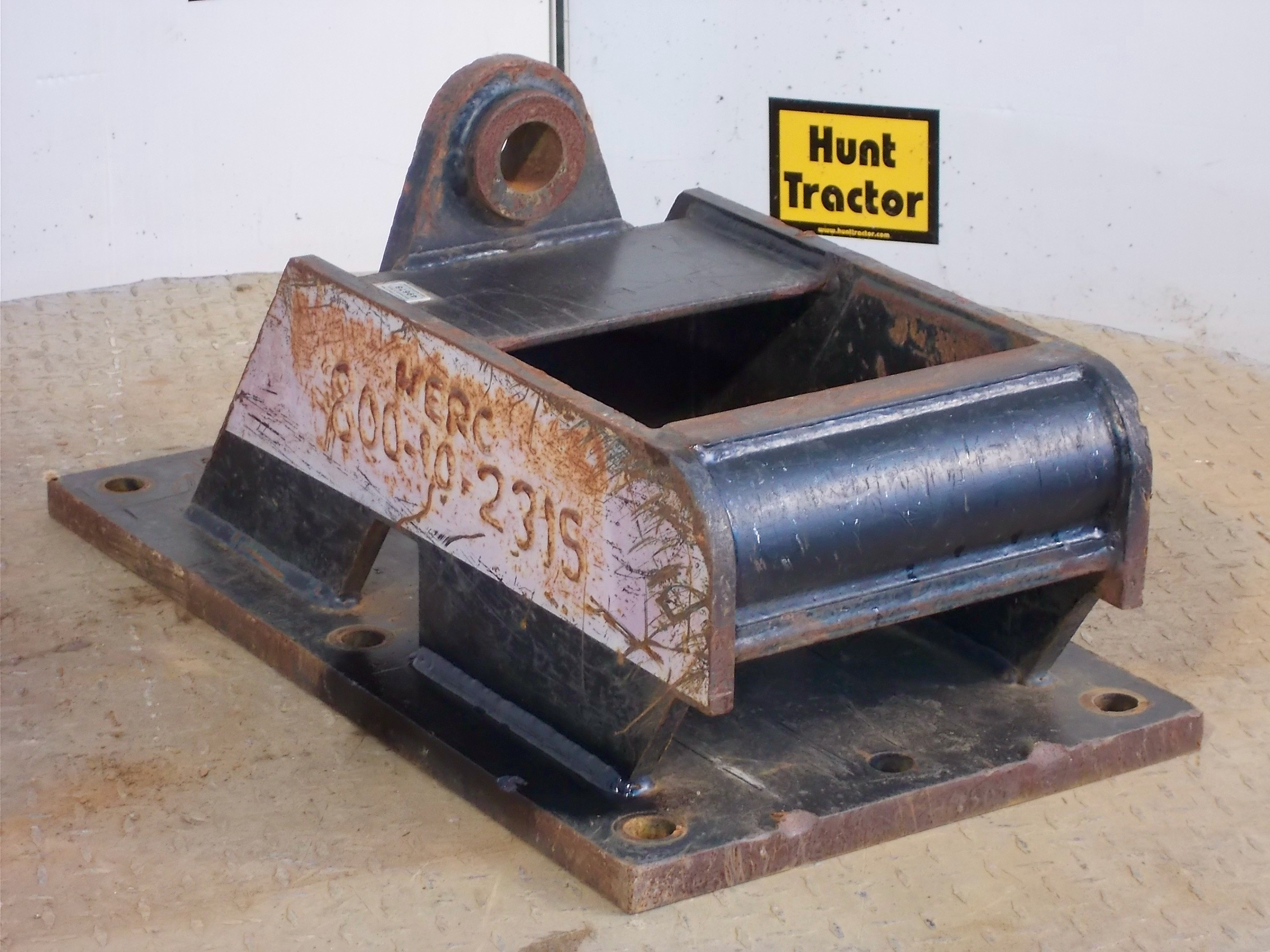 Used 1/4 Yd Wain-Roy Style Adapter Plate For Sale