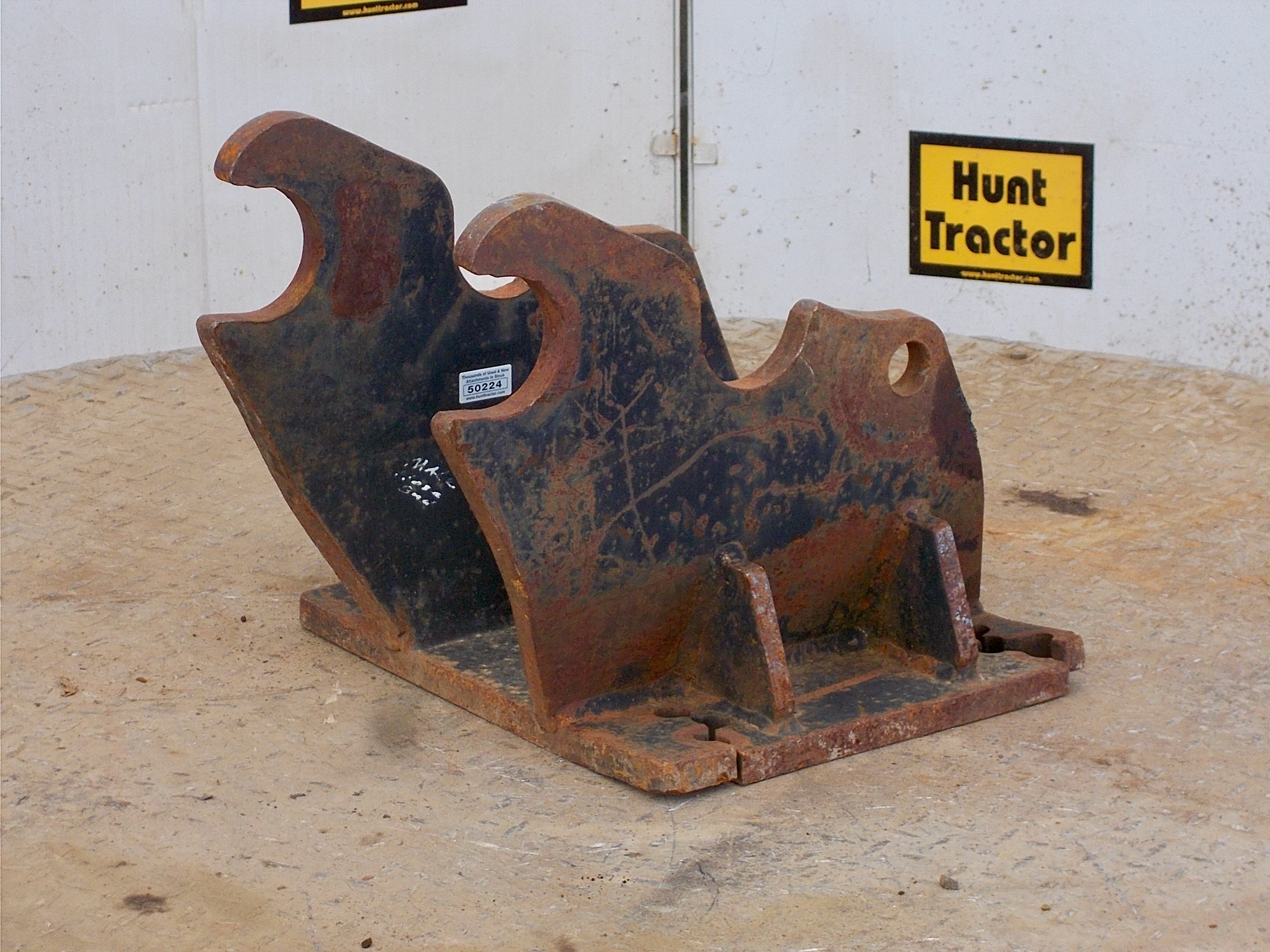 Used Kubota Wedge Adapter Plate For Sale