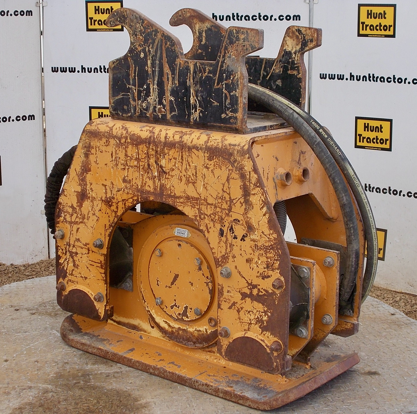 Used John Deere Wedge Hydraulic Vibratory Plate Compactor for 4-7 Ton ...