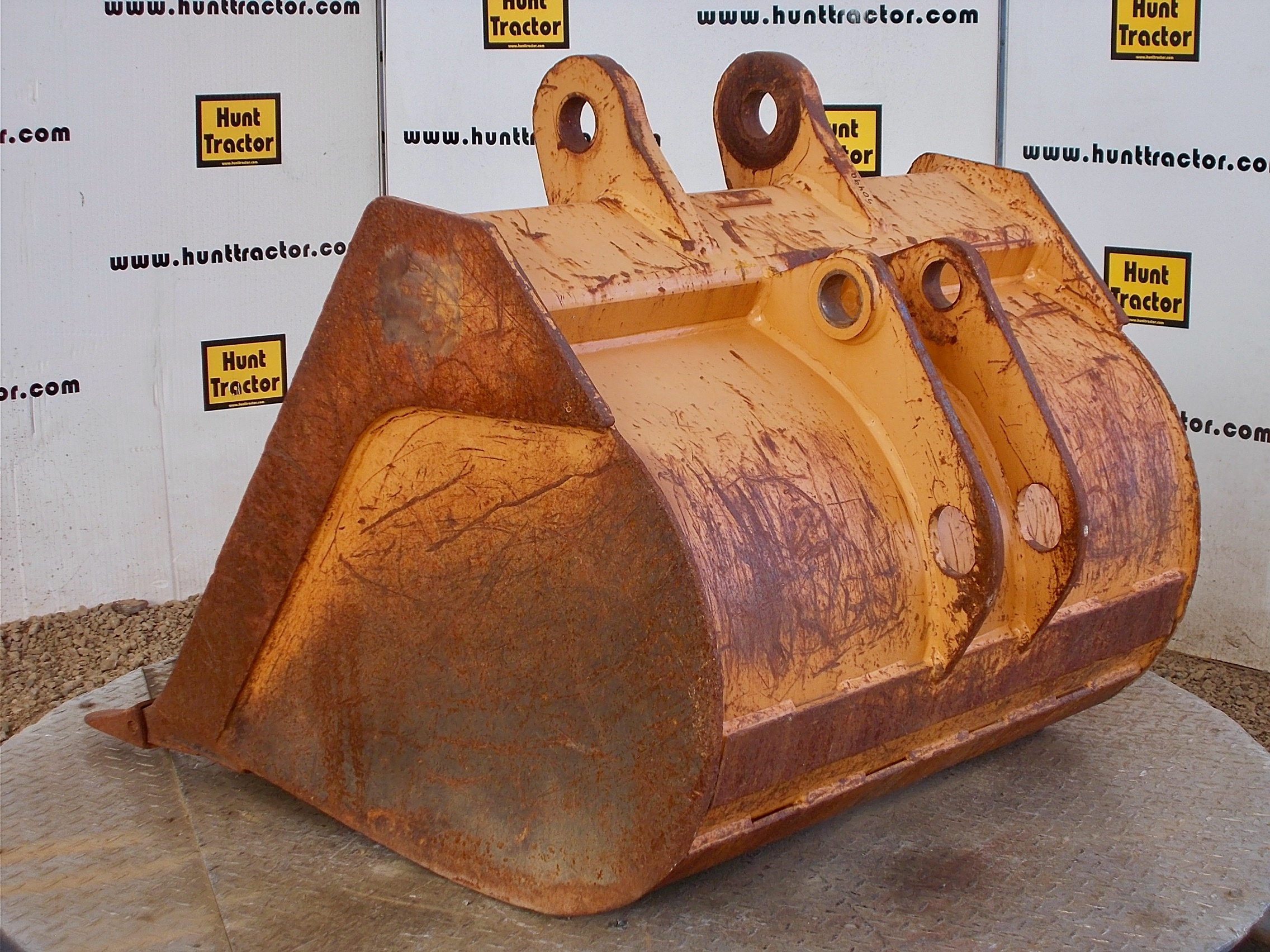 Used 36" John Deere 710J Pin-On Backhoe Bucket For Sale