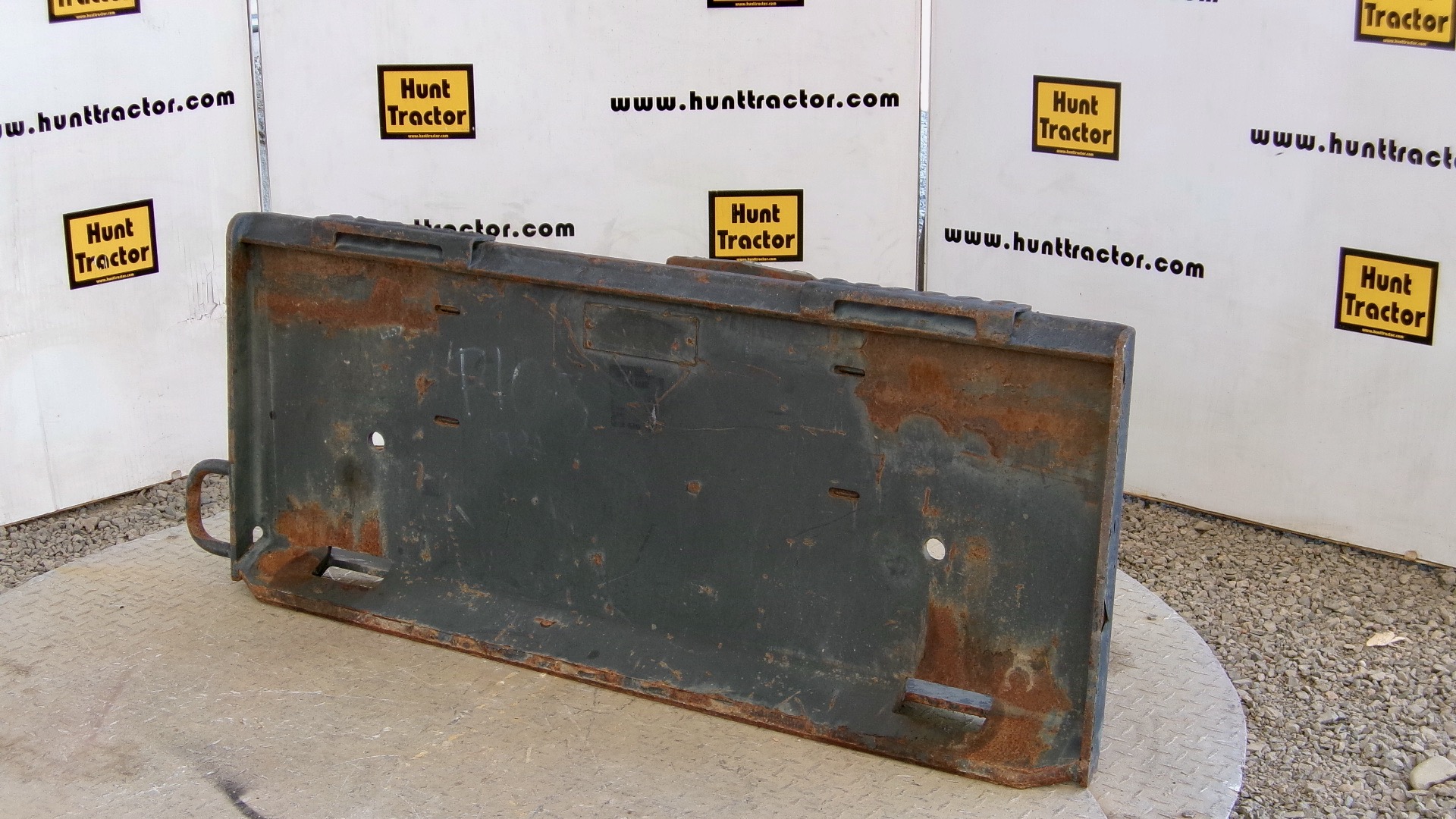 Used Universal Skid Steer to Bobcat X-Change Adapter Plate For Sale