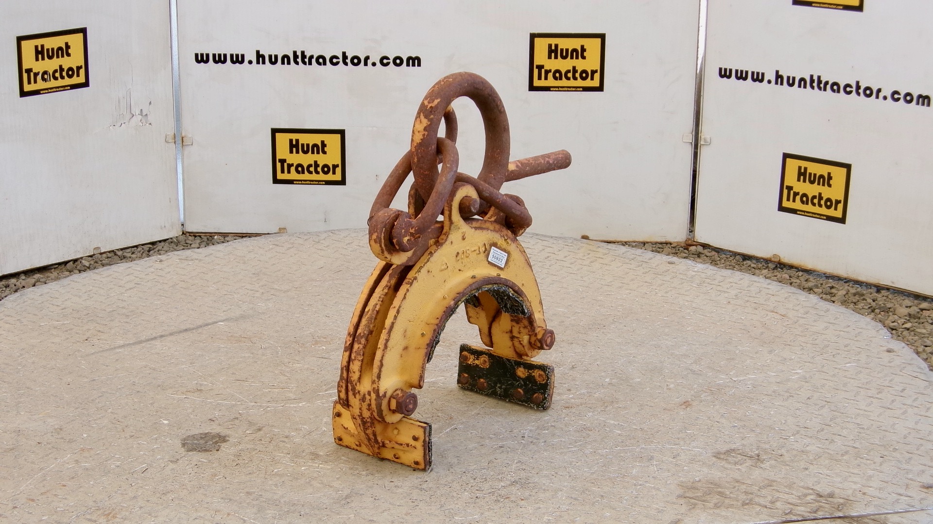 Used 8" Automatic Pipe Tong Lifting Device For Sale