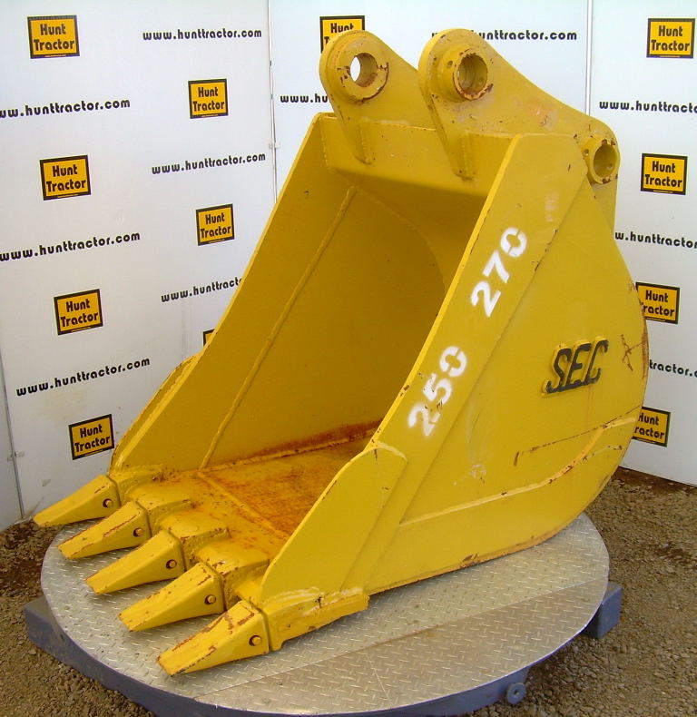 New 39" Komatsu PC300-6 Pin-On Excavator Bucket For Sale